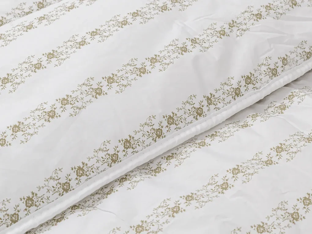 Egész évben használható steppelt paplan TRONFELET FLORA 140x200 cm | BIANO